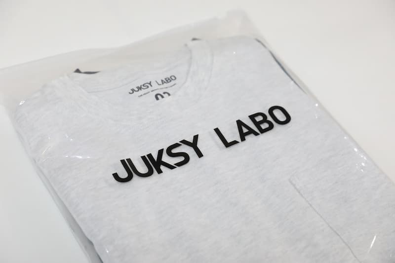 男神的秘密武器！E.so、貝克漢夏天都愛穿的「 素T 」你怎可以錯過，挑對這兩點就不用怕激凸！ JUKSY 街星