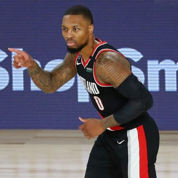 就是要進季後賽！Lillard 狂炸 61 分打破多項紀錄，賽後霸氣宣示：老子我還想要更多 - JUKSY 街星