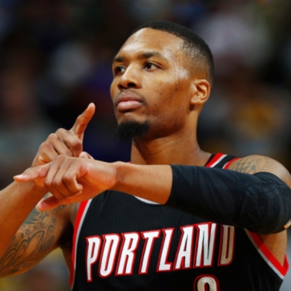 只要 61 美元！Lillard 爆砍歷史紀錄 61 高分後，adidas 也開啟「Dame Time」祭出超狂優惠球迷全高潮！ - JUKSY 街星