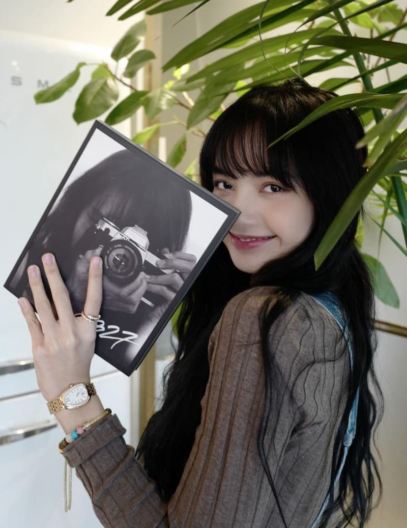 BLACKPINK Lisa 根本人間勞力士！私下最愛曬的錶款大公開，Rolex、AP、BVLGARI 都是基本配備～ JUKSY 街星