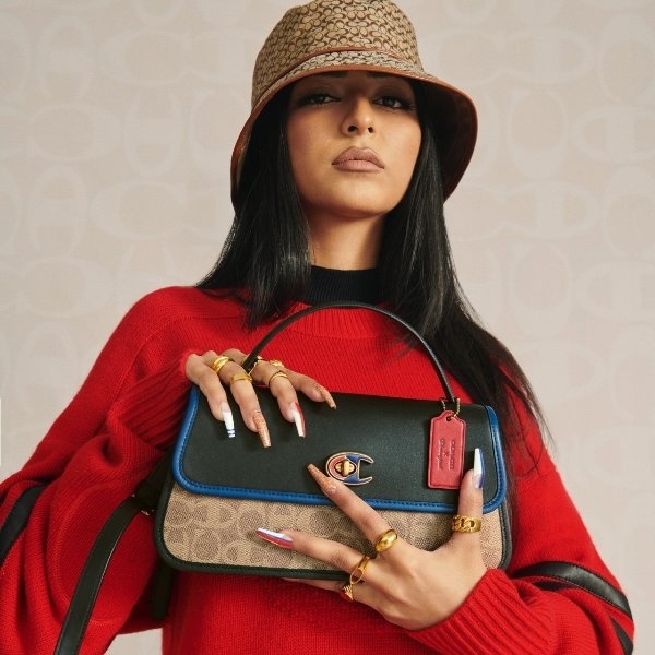 COACH 隆重呈獻 ！COACH X CHAMPION 限量聯名系列 ，首波快跟上！ - JUKSY 街星