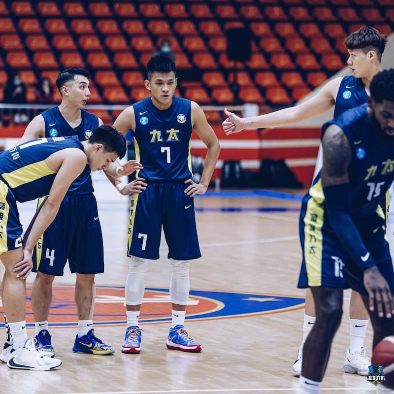 要跟 P. League+ 打對台！台灣第 2 新職籃有中信、台啤等 4 球隊參戰，SBL 或將成發展聯盟？ JUKSY 街星