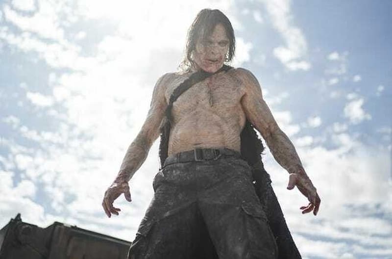 《活屍大軍》「喪屍國王」私下模樣大起底：60 歲超狂刀割腹肌，靠「這招」凍齡！ JUKSY 街星