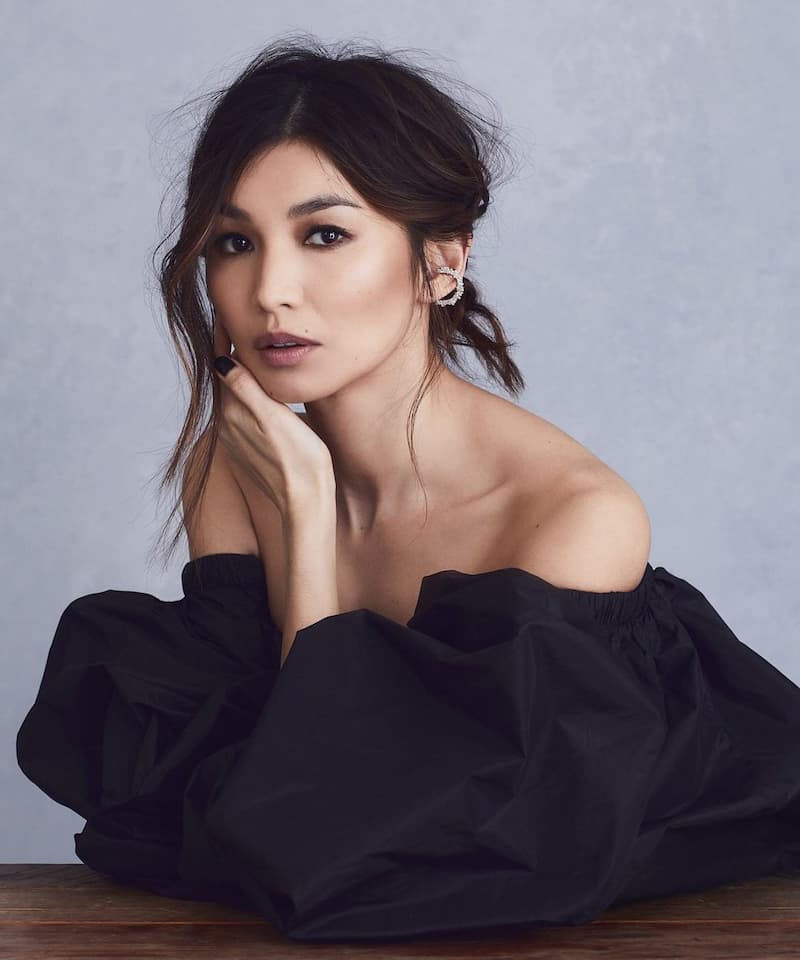《永恆族》陳靜 Gemma Chan 狂曬高級成熟美！全靠 2 個妝容技巧輕鬆達陣～ JUKSY 街星