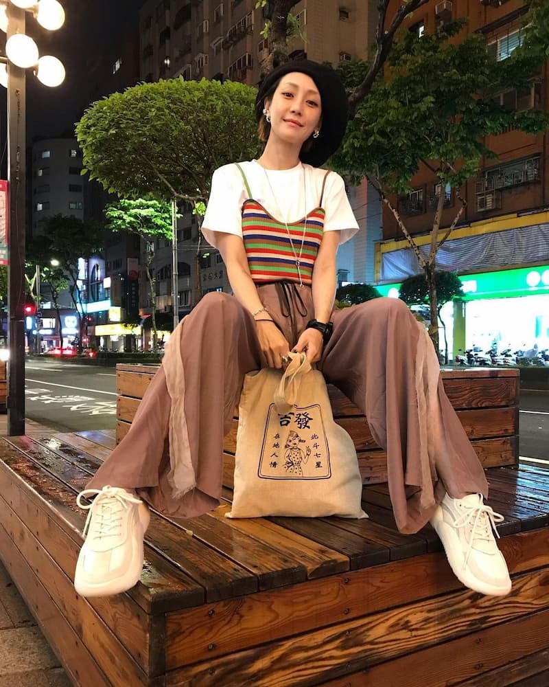 如果要出一本《台北女子穿搭圖鑑》，魏如昀、Lulu、謝欣穎 ⋯ 這 10 位女星或許是最好的選擇 JUKSY 街星