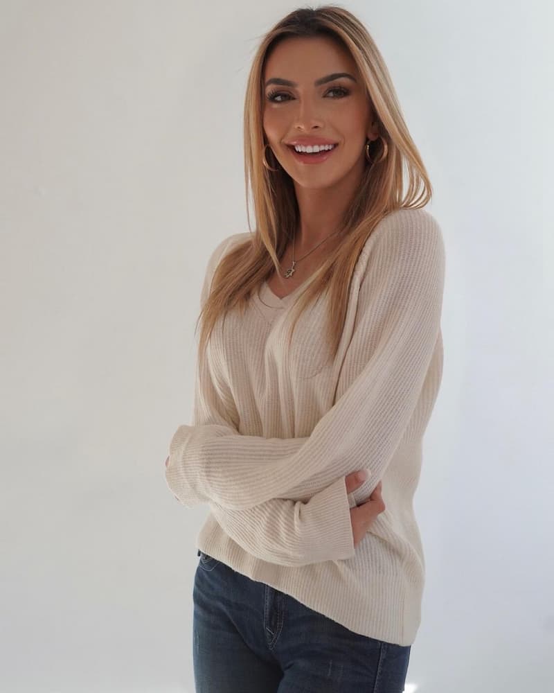 NBA 女記者 Emily Austin 的 5 件事：神似金卡戴珊、連雷霆 Giddey 都忍不住追蹤！ JUKSY 街星