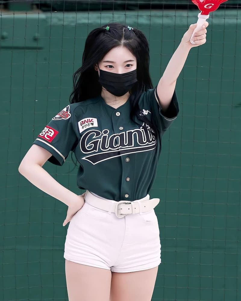 《體能之巔》趙妍週 조연주 5 件事：啦啦隊界 Irene、可愛腰間肉肉爆紅！ JUKSY 街星