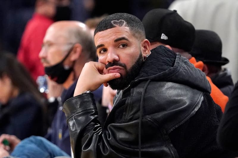 Drake 用歌曲貶低前任，坦承後悔擾亂對方生活：「我沒有惡意！」 JUKSY 街星
