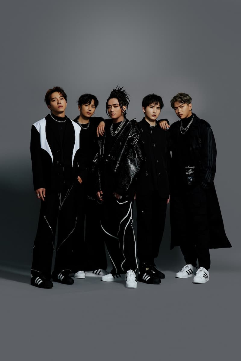 Energy 多年後世紀大合體，腳下這雙 adidas Originals Superstar 你還不搶著穿？ JUKSY 街星