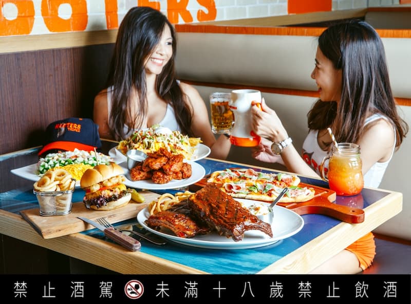 盛夏炎炎不用怕！Hooters竹北店陪你大口暢飲嗨起來 JUKSY 街星