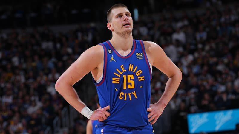 「小丑」Nikola Jokic 你可能不知道十件事：從小是肥宅、喜歡騎馬、對待老婆其實超浪漫？ JUKSY 街星