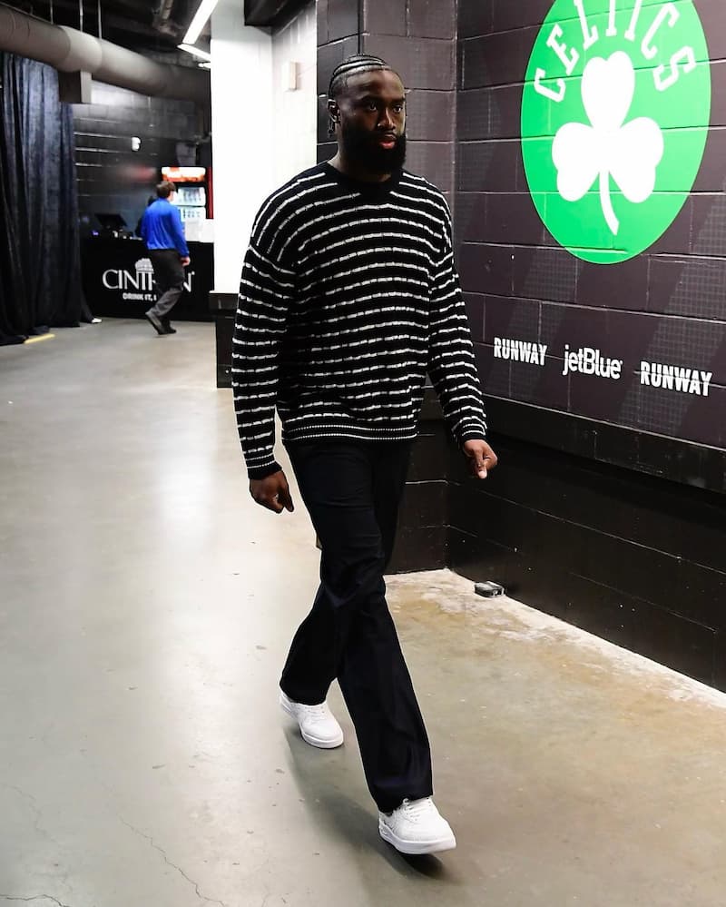 Jaylen Brown 時尚造型解析，看完後你也會直呼他「懂穿！」｜【NBA 球星穿搭】 JUKSY 街星