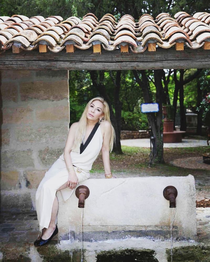 《璀璨帝國》安娜 Anna Shay 15 句霸氣女王金句語錄：「男人再屌也不值得！」 JUKSY 街星