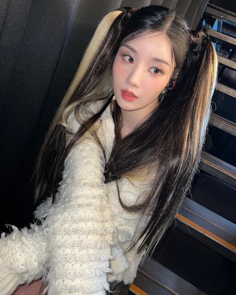 起底 IZ*ONE 權恩妃 10 件事！三度出道、天使臉蛋魔鬼身材、跟 Jennie 比拼 CK 代言人？ JUKSY 街星