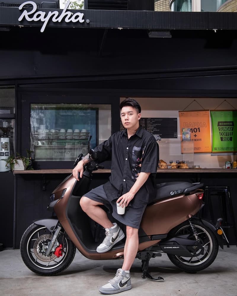 Toyz 腳踩 Dior x Air Jordan 1、Off-White 等爆款鞋，中路球鞋野獸就是他！ JUKSY 街星