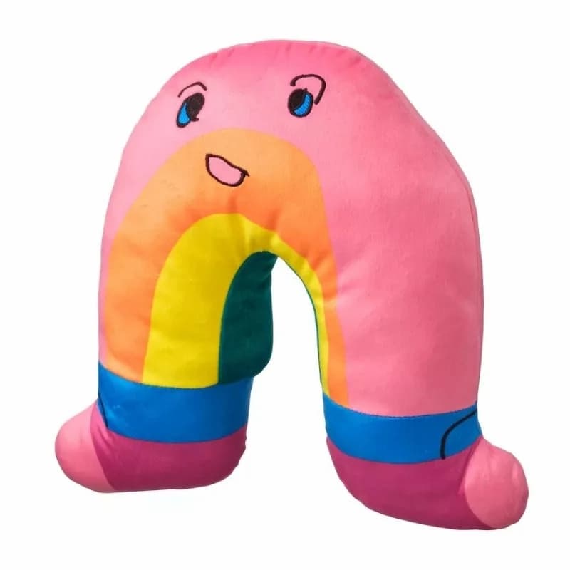 揭露 IKEA 玩偶 10 件事：鯊魚爆紅因長得太可憐、眼睛堅持不用鈕扣⋯原來背後藏這麼多故事！ JUKSY 街星