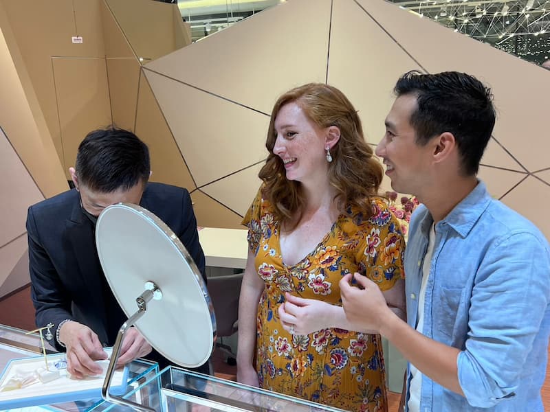 JOY COLORi未來鑽石新光三越A8新概念店隆重開幕，開幕日邀請百萬YouTuber劉沛擔任一日店長 JUKSY 街星