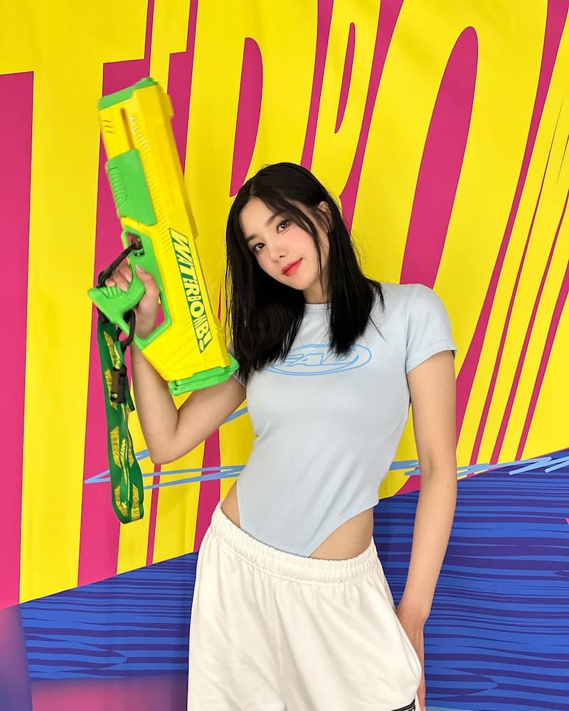 IZ*ONE 權恩妃「韓國第一美胸」純欲穿搭 5 秘訣公開！不暴露才是真性感！ JUKSY 街星