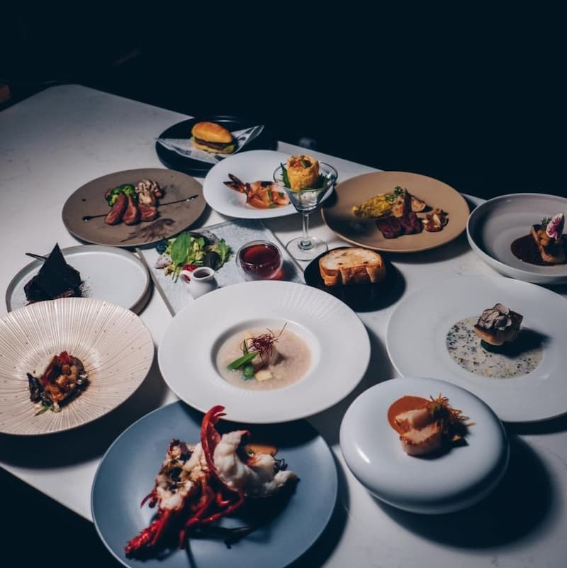 2024 全台 10 間高 CP 值鐵板燒餐廳推薦：明水然、 初魚⋯不到兩千的無菜單不能不吃！ JUKSY 街星