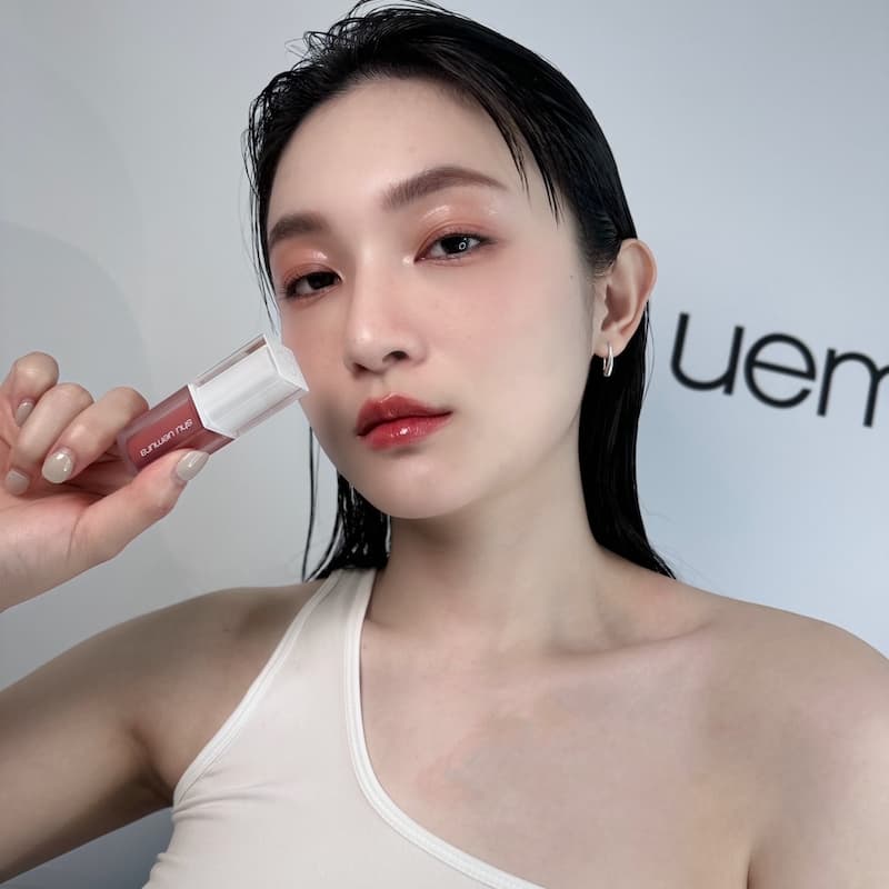 IVE 張員瑛嘟嘟唇榮登整形範本！5 款唇彩推薦，免挨針也能擁有豐滿唇～ JUKSY 街星