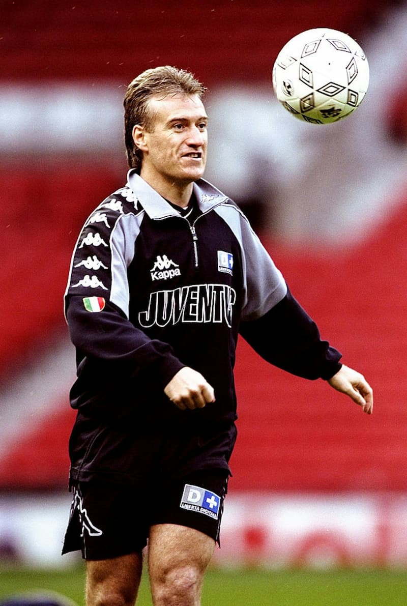 55688 x JUKSY | Travis Scott 也懂 Blokecore！崔董帶貨尤文圖斯經典足球衣幫你神出來！