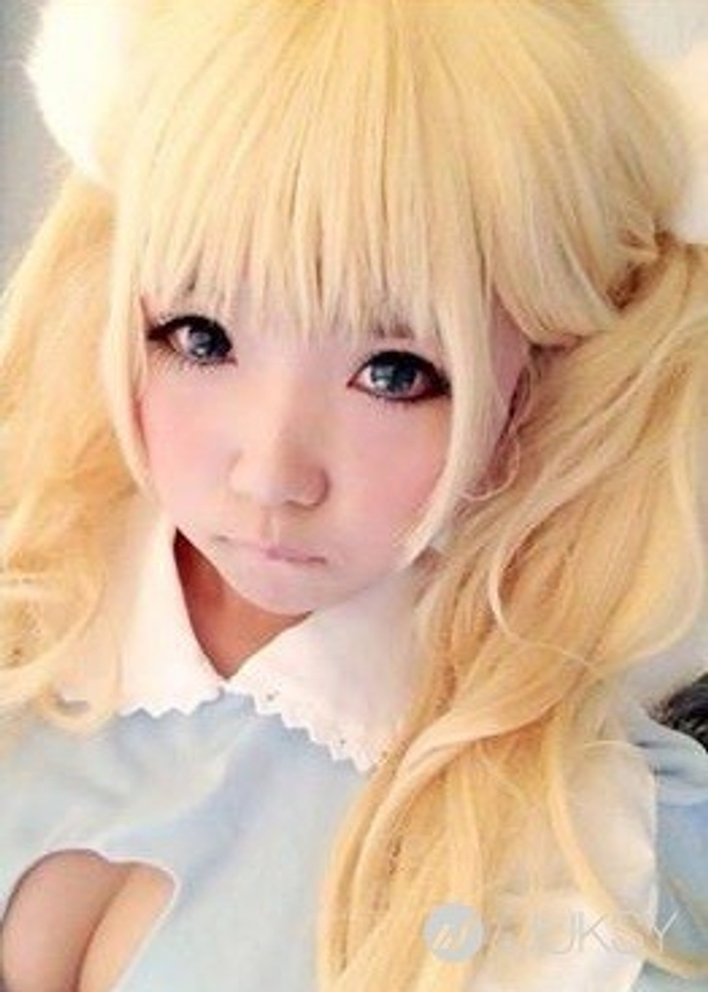 肉感美少女Neneko cosplay性感吸血鬼 網友：「好想被吸」 JUKSY 街星