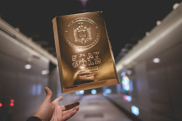 Remix 10th Anniversary Premium Issue " Stay Gold " - JUKSY 街星