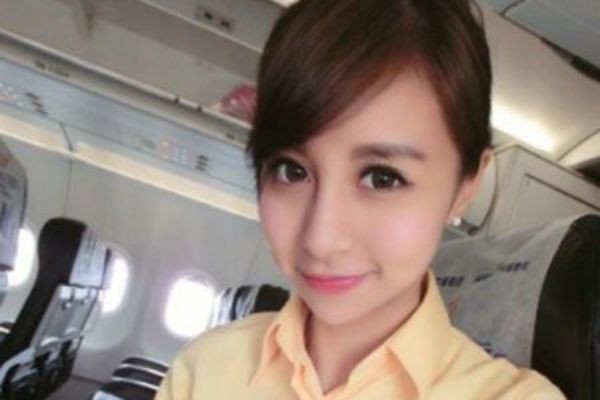 空中最美女子！ 虎航Rita Kao 大秀比基尼照 | JUKSY 街星