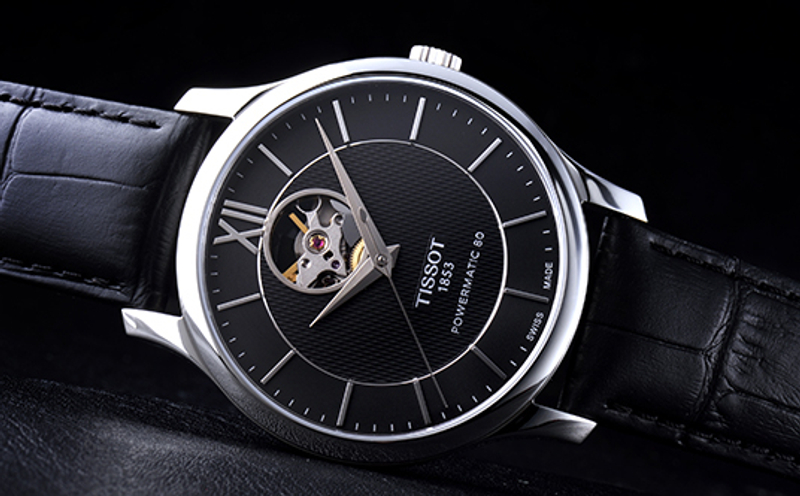 根本台灣蘇志燮！個性男模 Neil Wan 最近都在戴這款錶！ JUKSY 街星