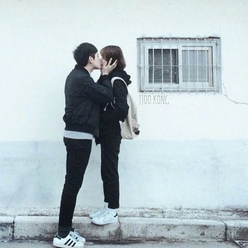 一高一矮自拍有夠卡？特搜「超萌身高差拍照法 Top 18 」！ JUKSY 街星