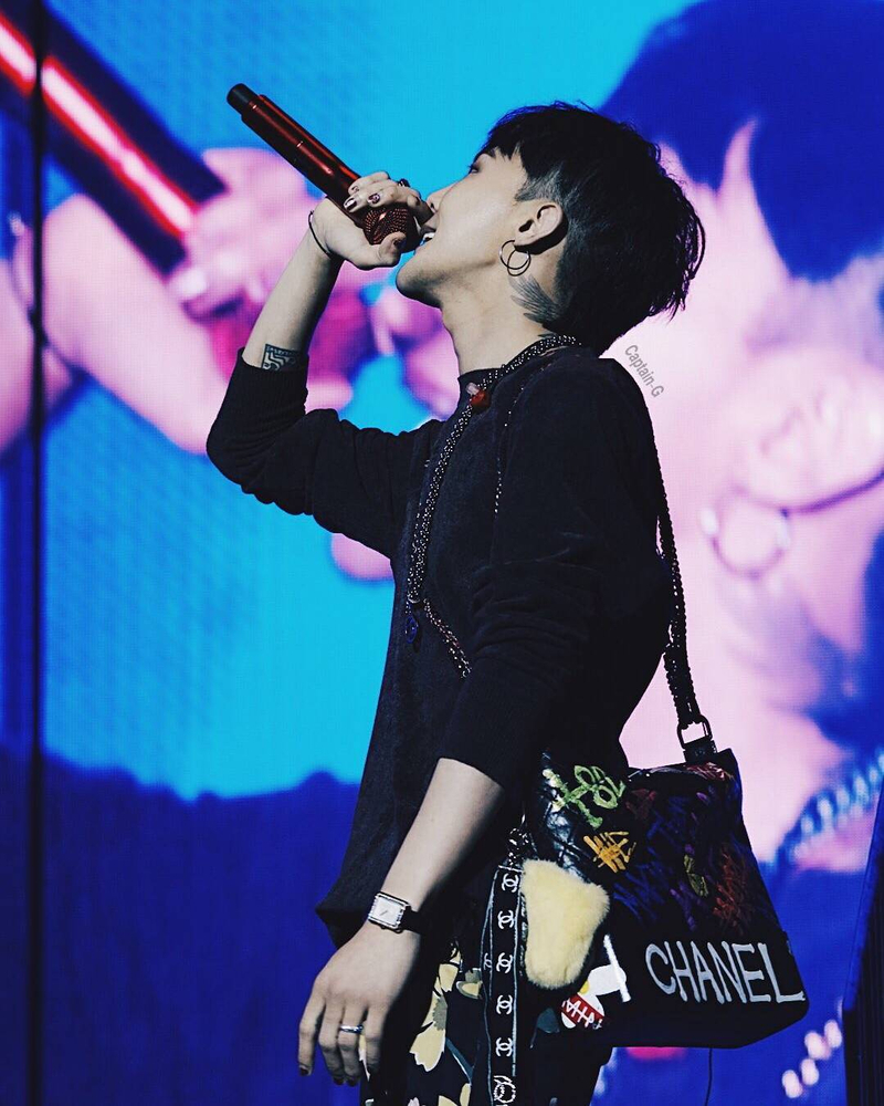 先睹為快！GD《世界巡迴演唱會》造型，香奈兒、 Balenciaga、 指甲油都上身！ JUKSY 街星