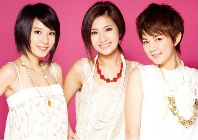 有一種青春叫 S.H.E ！「戀人未滿」竟然已經17年 網友:我的青春，為了買專輯少吃好多飯！ | JUKSY 街星