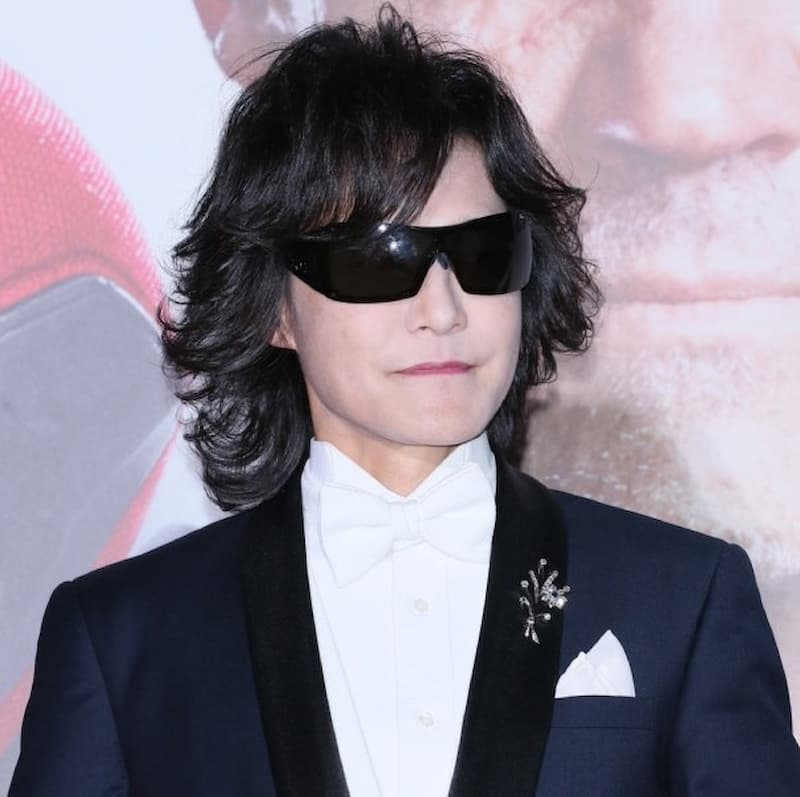 前所未見的大咖翻唱！「X JAPAN」TOSHI 表演《鬼滅之刃》主題曲，全程不唱假音超硬派！ | JUKSY 街星